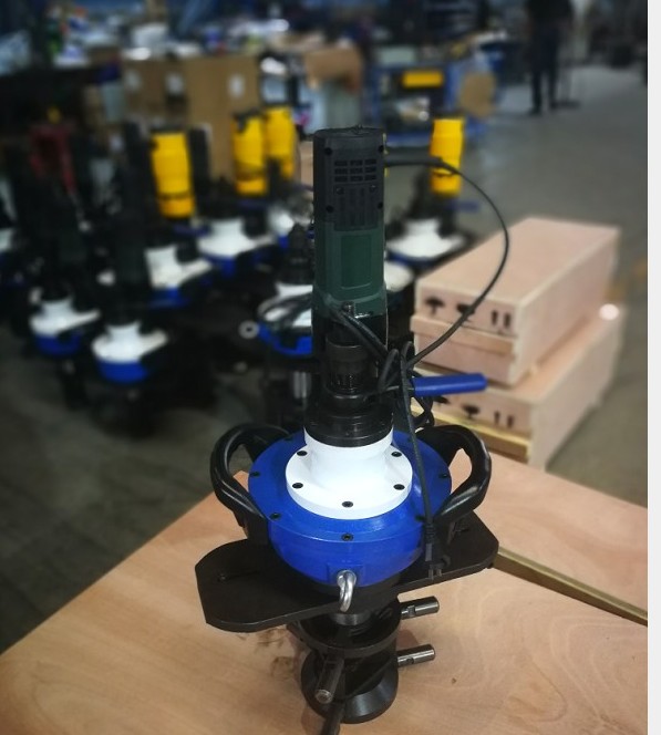 Light Body Electric Pipe Beveling Machine Id Mounted Compact Design 1600W