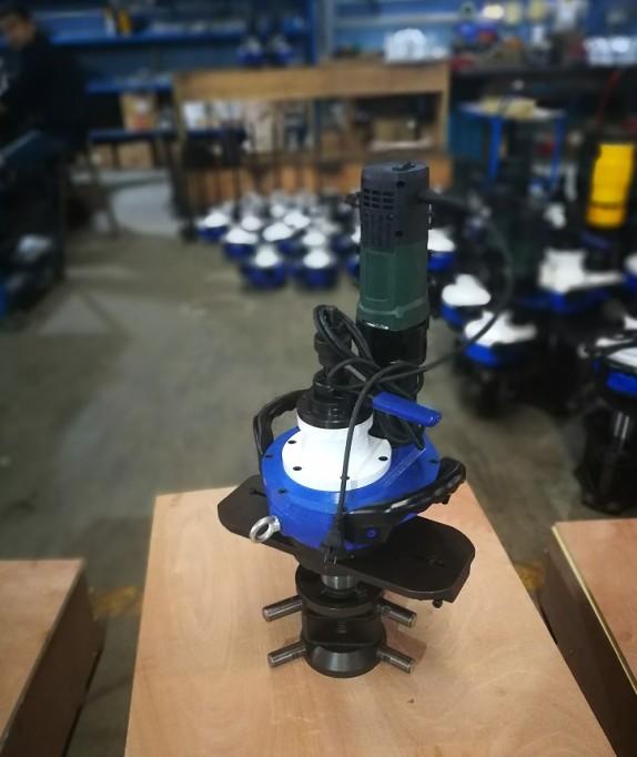 High Strength Cold Electric Pipe Beveling Machine Internal Expanding ...